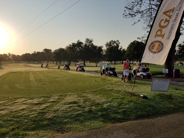 Course and Photos - Riverside Golf Course